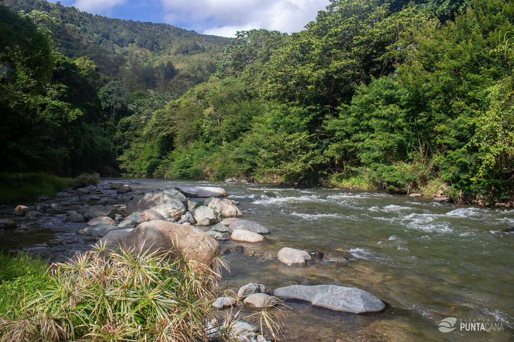 27 Waterfalls of Damajagua Private Tour - Rafting, Guide, Lunch, Transfer