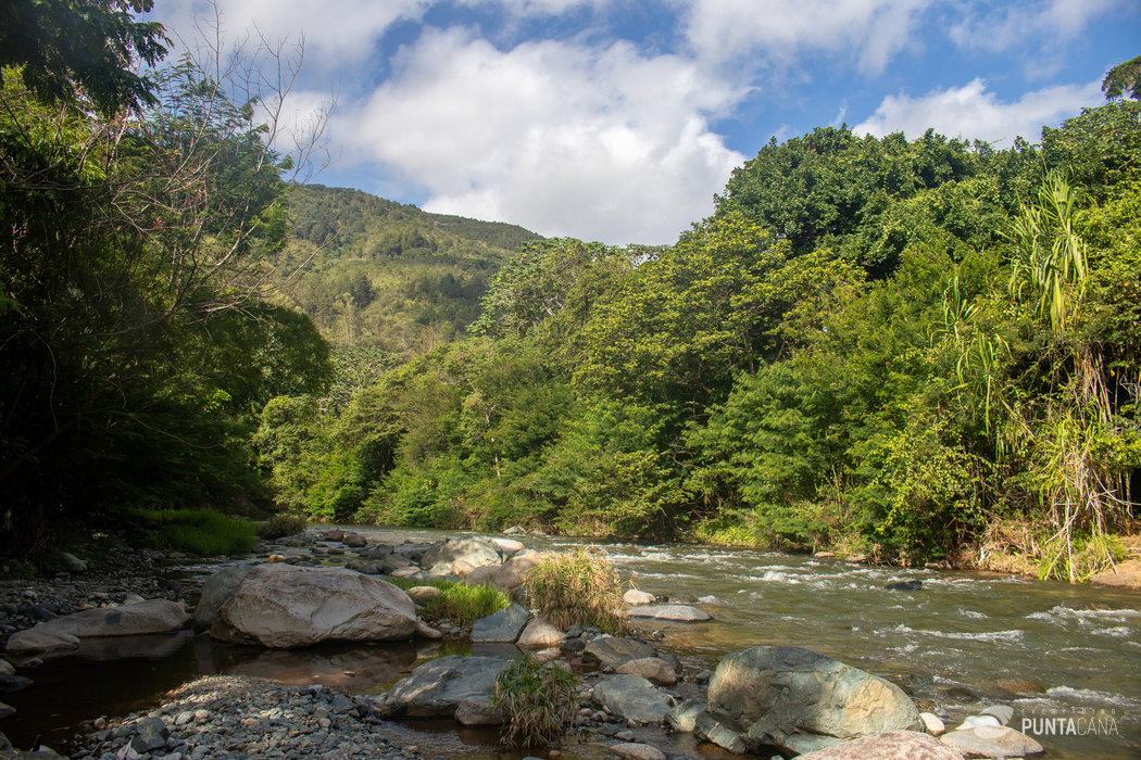 27 Waterfalls of Damajagua Private Tour - Rafting, Guide, Lunch, Transfer