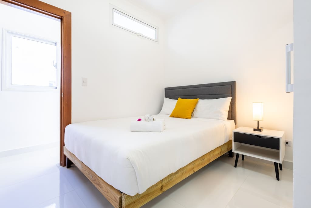 New Modern Punta Cana Villa - Pool & Rooftop Jacuzzi. Up to 7 guests