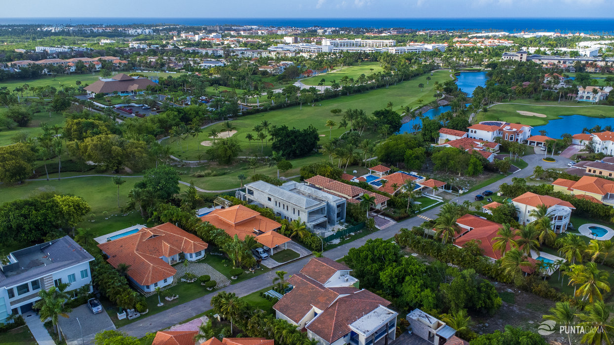 Punta Cana Golf Guide 2025 - Prices, Top Courses, Golf Villas