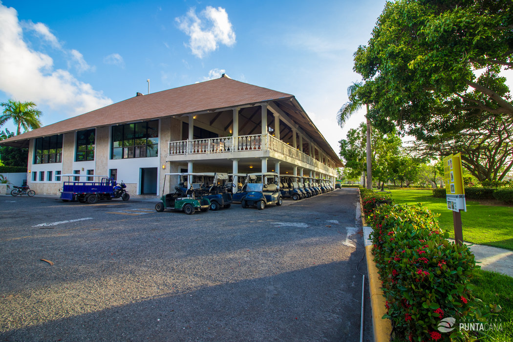 Punta Cana Golf Guide 2025 - Prices, Top Courses, Golf Villas
