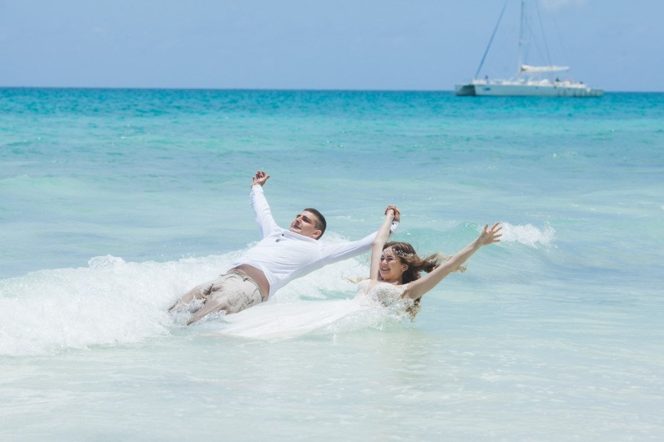 Photographer in Punta Cana - Personal Beach Photo Session