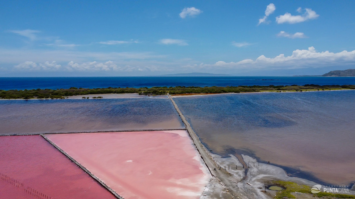 Las Salinas & Dunas de Baní tour - Pink Lakes & Dominican desert