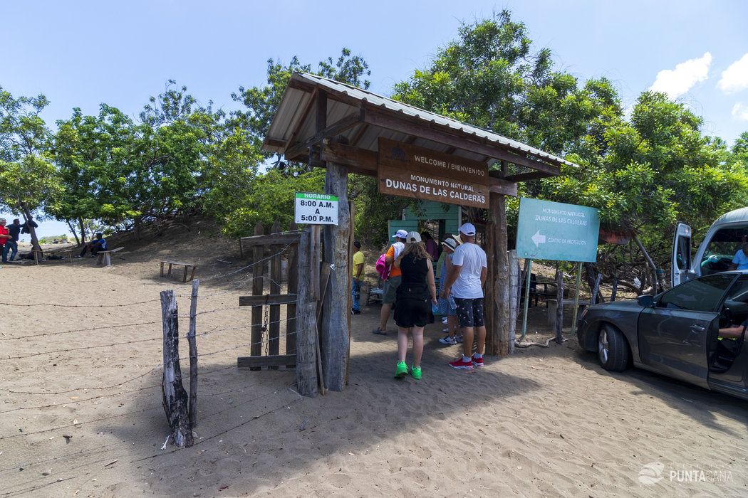 Las Salinas & Dunas de Baní tour - Pink Lakes & Dominican desert