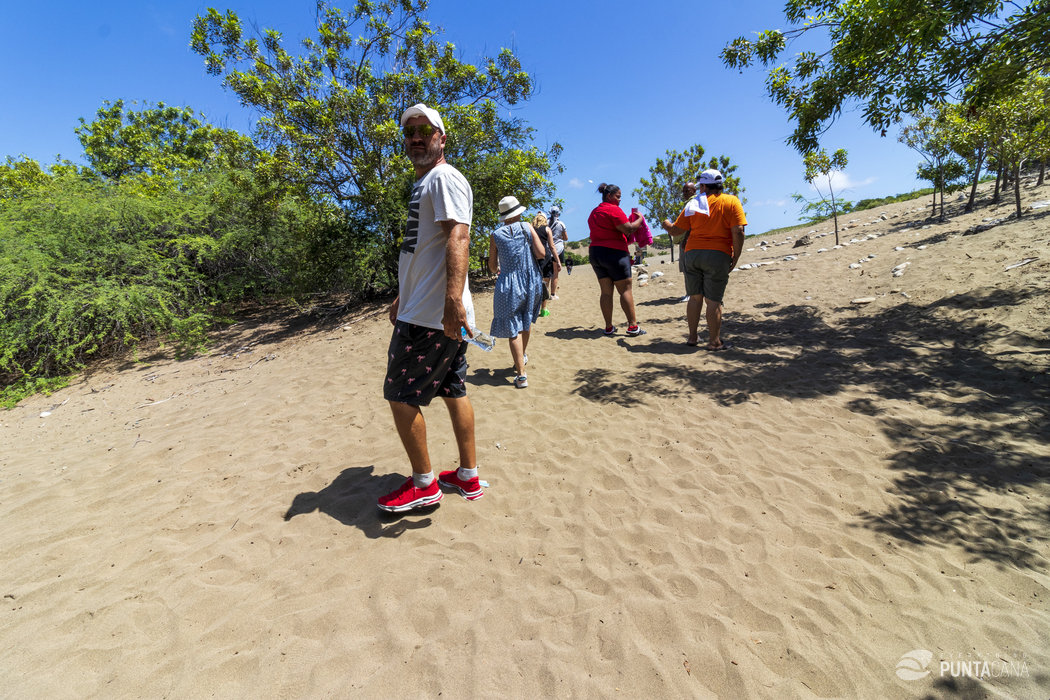 Las Salinas & Dunas de Baní tour - Pink Lakes & Dominican desert