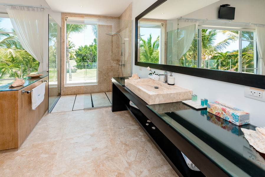 All Inclusive Villa Waterfall in Bavaro (Cocotal) - Pool, Maid, Chef+