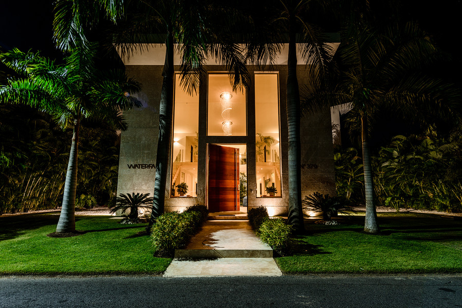 All Inclusive Villa Waterfall in Bavaro (Cocotal) - Pool, Maid, Chef+