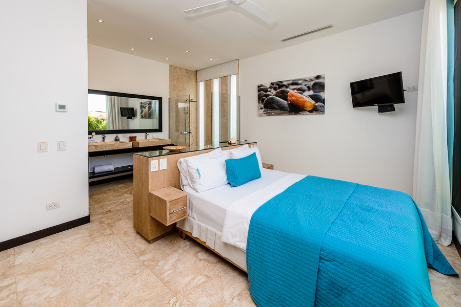 All Inclusive Villa Waterfall in Bavaro (Cocotal) - Pool, Maid, Chef+