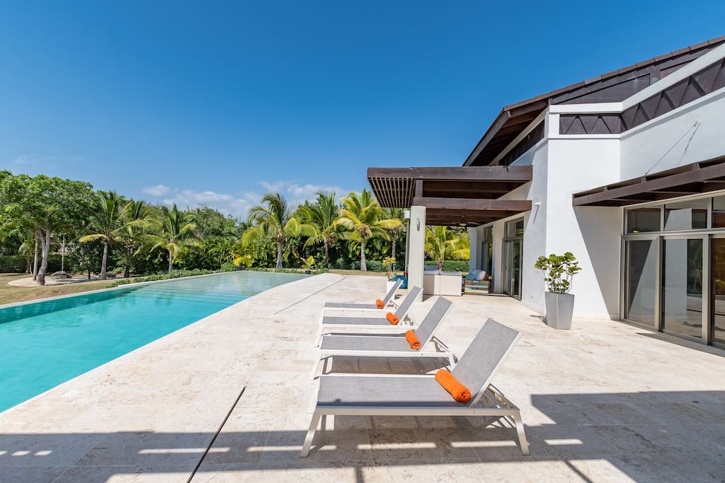 Amazing villa with pools, jacuzzis & staff - the Dominican Republic